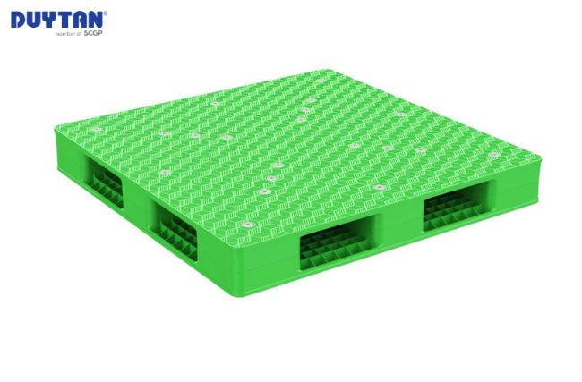 ARE PLASTIC PALLETS DURABLE? COMPARING THE DURABILITY OF PLASTIC ...